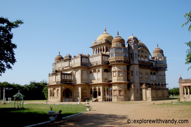 Royal attraction in Mandvi - Vijay Vilas Palace - Explore With Vandy